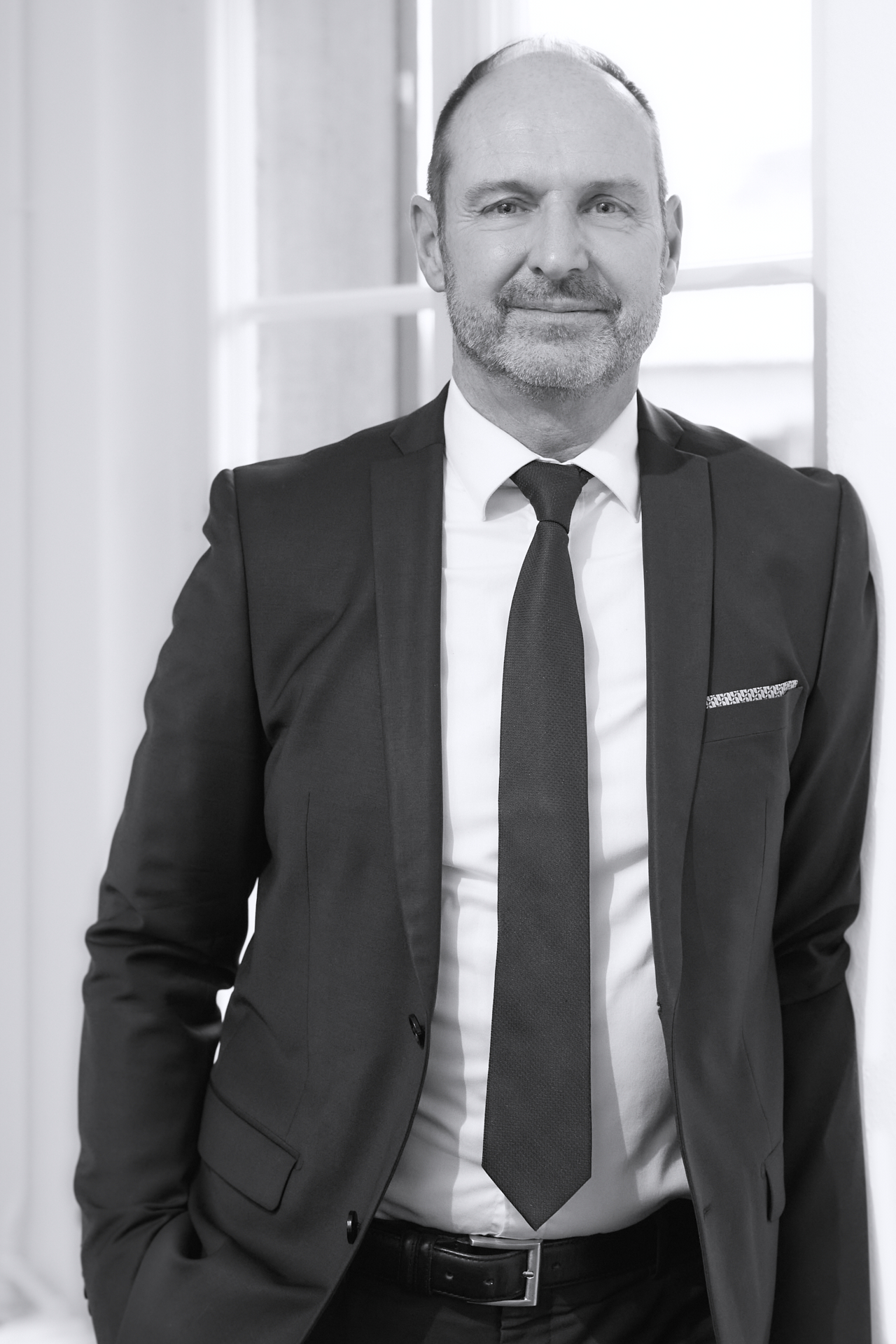Dr. iur. Denis G. Humbert - Humbert Heinzen Hischier